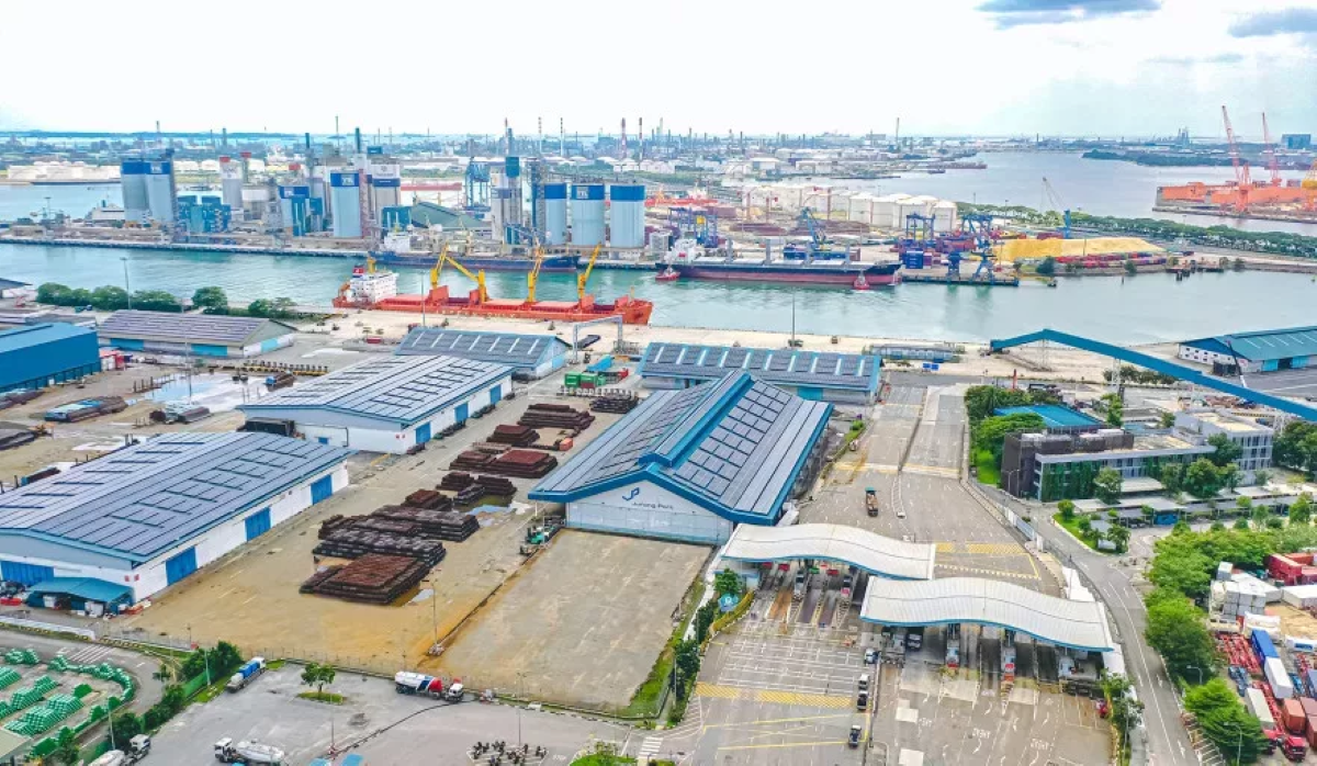 Jurong Port: Singapore’s Shipping Transition